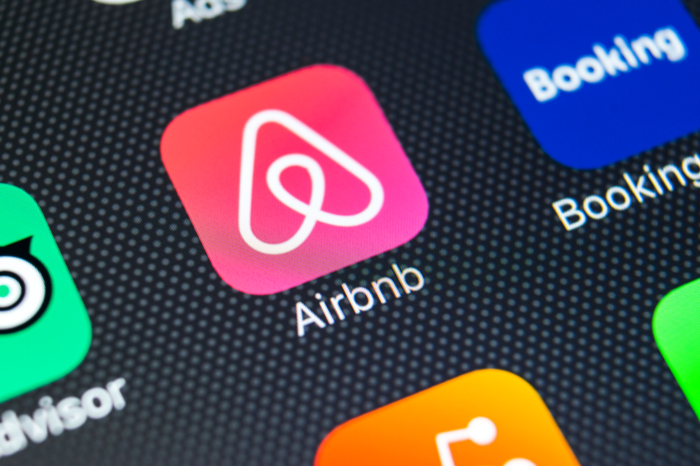 My Precise Buy Price for Airbnb's IPO - Trade of the Day