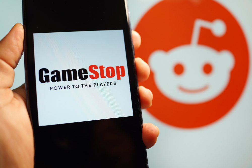 How to Play GameStop and AMC Entertainment Holdings for Pennies on the ...